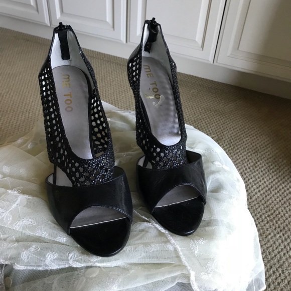 me too | Shoes | Me Too Black Leather Cute Design Shoes | Poshmark